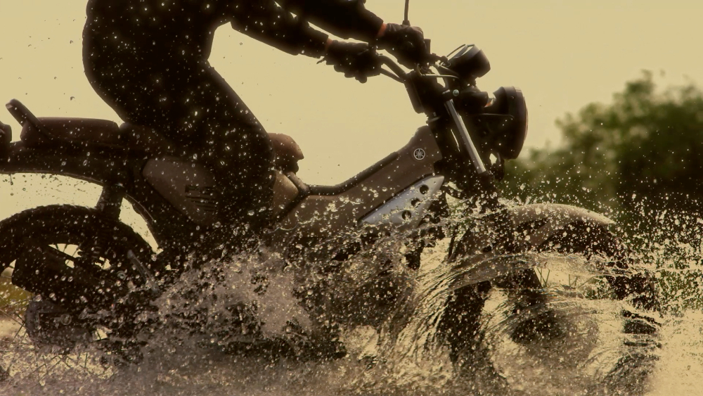 Storm Riders: How Rain Sharpens Motorcycle Riding Skills | Yamaha ...